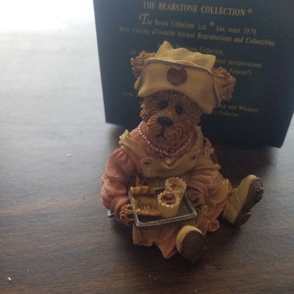 Boyds Bears | Accents | Rosemary Bearhugs Tlc Boyds Bear | Poshmark